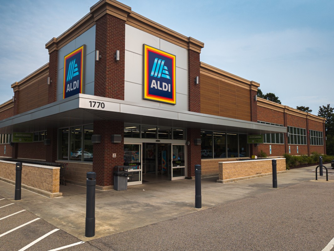 Aldi’s Modern Glass and Acacia Set of Storage Containers are Perfect ...