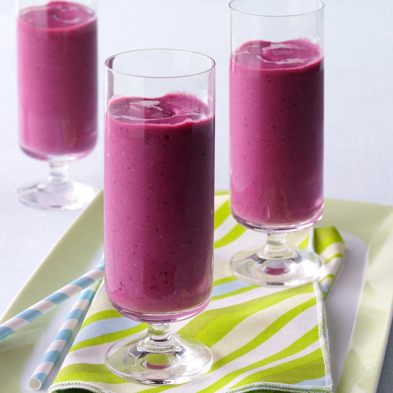 26 Easy Frozen Berries Recipes for Every Season