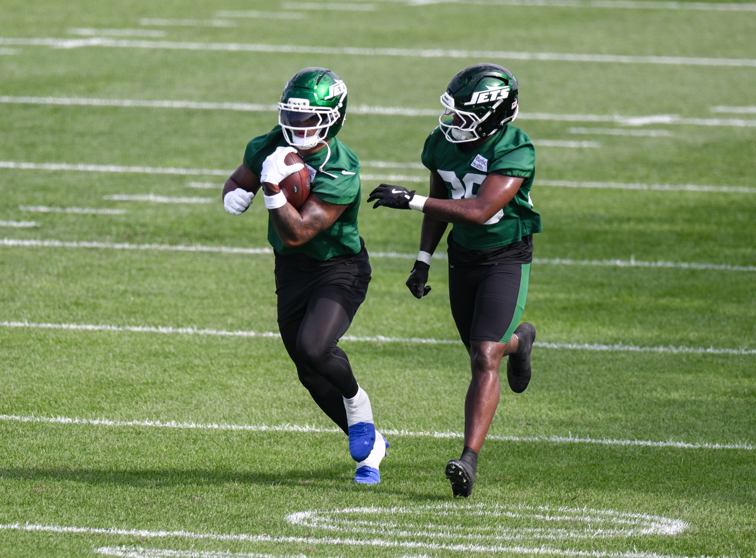 Jets Place RB Zach Evans On Reserve/Retired List