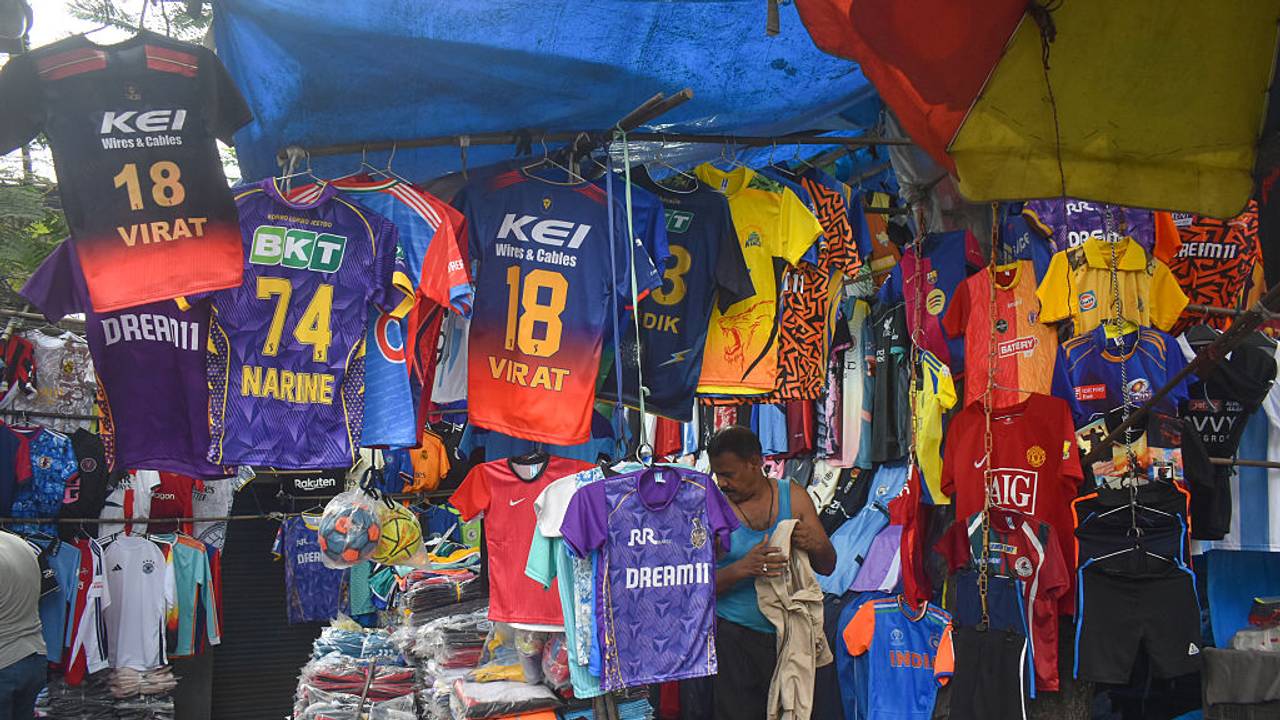 Security Manager Booked For Stealing 261 IPL Jerseys Worth Rs 6.5 Lakh ...