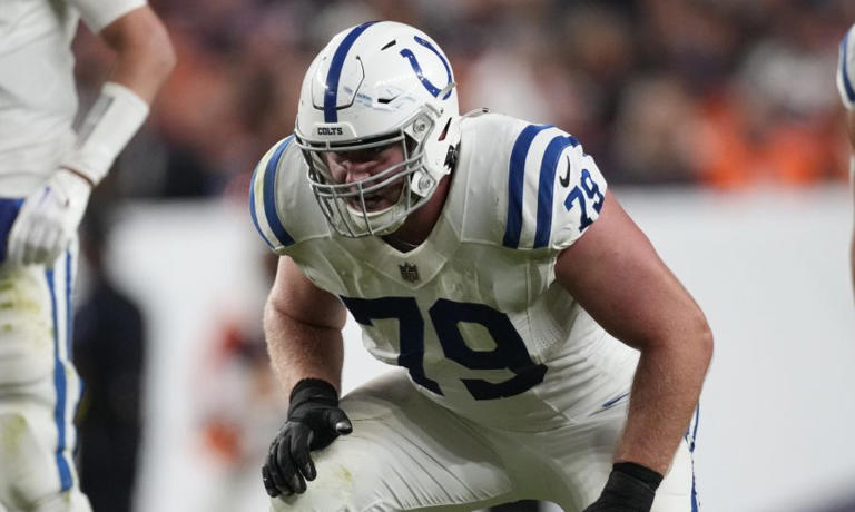 Colts give tackle Bernhard Raimann 4-year, $100 million extension
