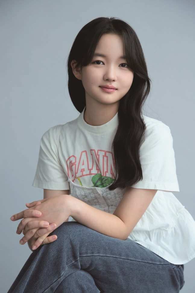 Kim Woo Bin or Jo Jung Suk? Teen Actress Picks the Best Dad on Screen