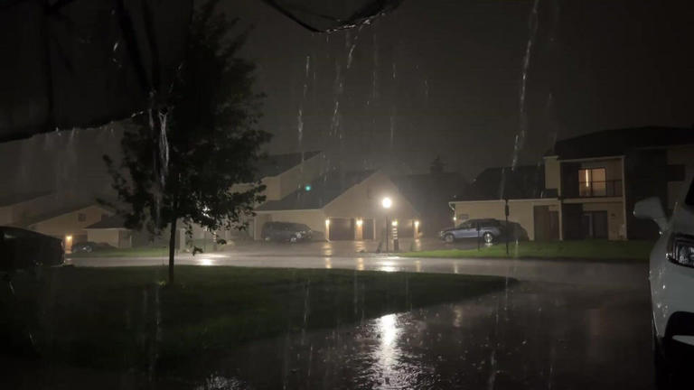 Storms with heavy rain, strong winds move through Twin Cities metro