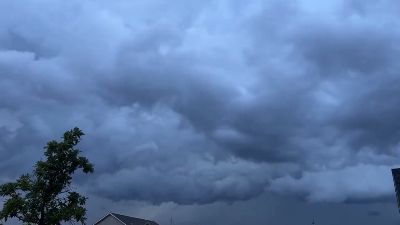 Timelapse captures storm clouds swirling over Rosemount, Minnesota