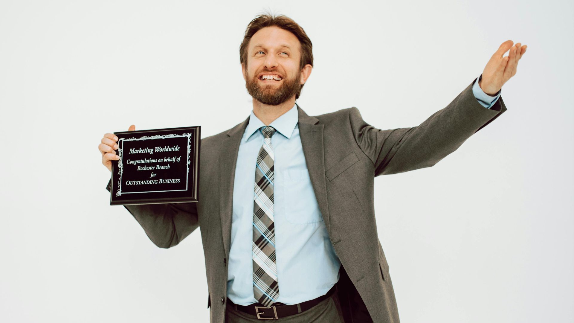 My boss created a fake employee who always wins “Employee of the Month ...