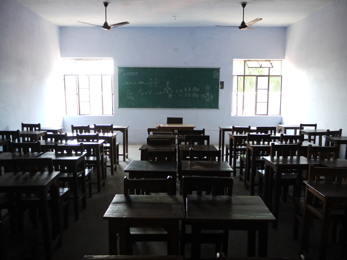 UP govt to introduce mandatory dress code in colleges, varsities ...