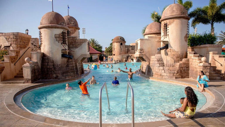 These 11 Disney World hotels are perfect for families of 5+