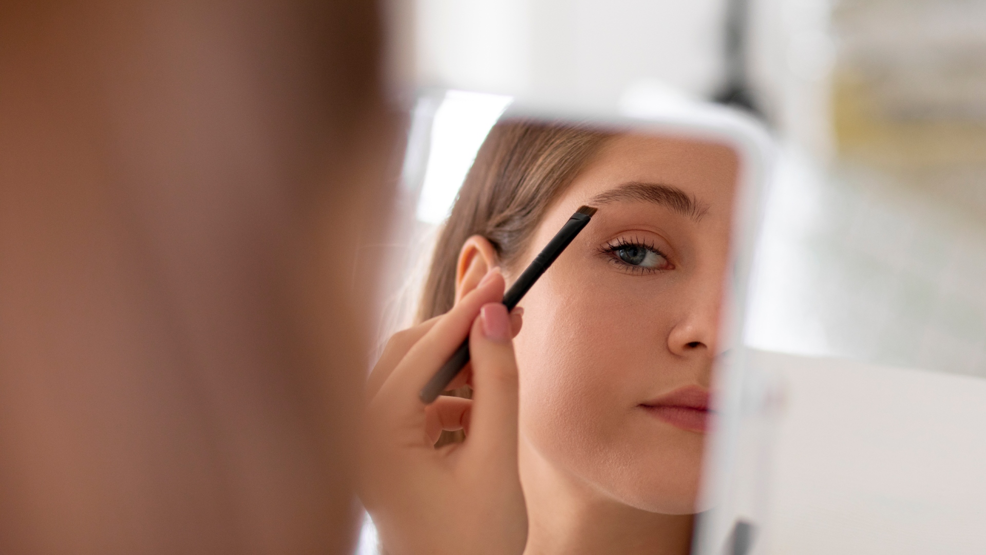 This Overlooked Detail of Your Makeup Is Ruining Your Look