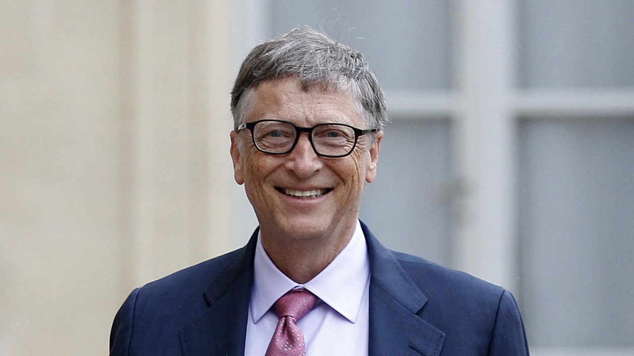 Bill Gates says AI will free us to do better work but warns change is ...