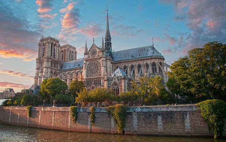 9 Of The Most Beautiful Churches in The World