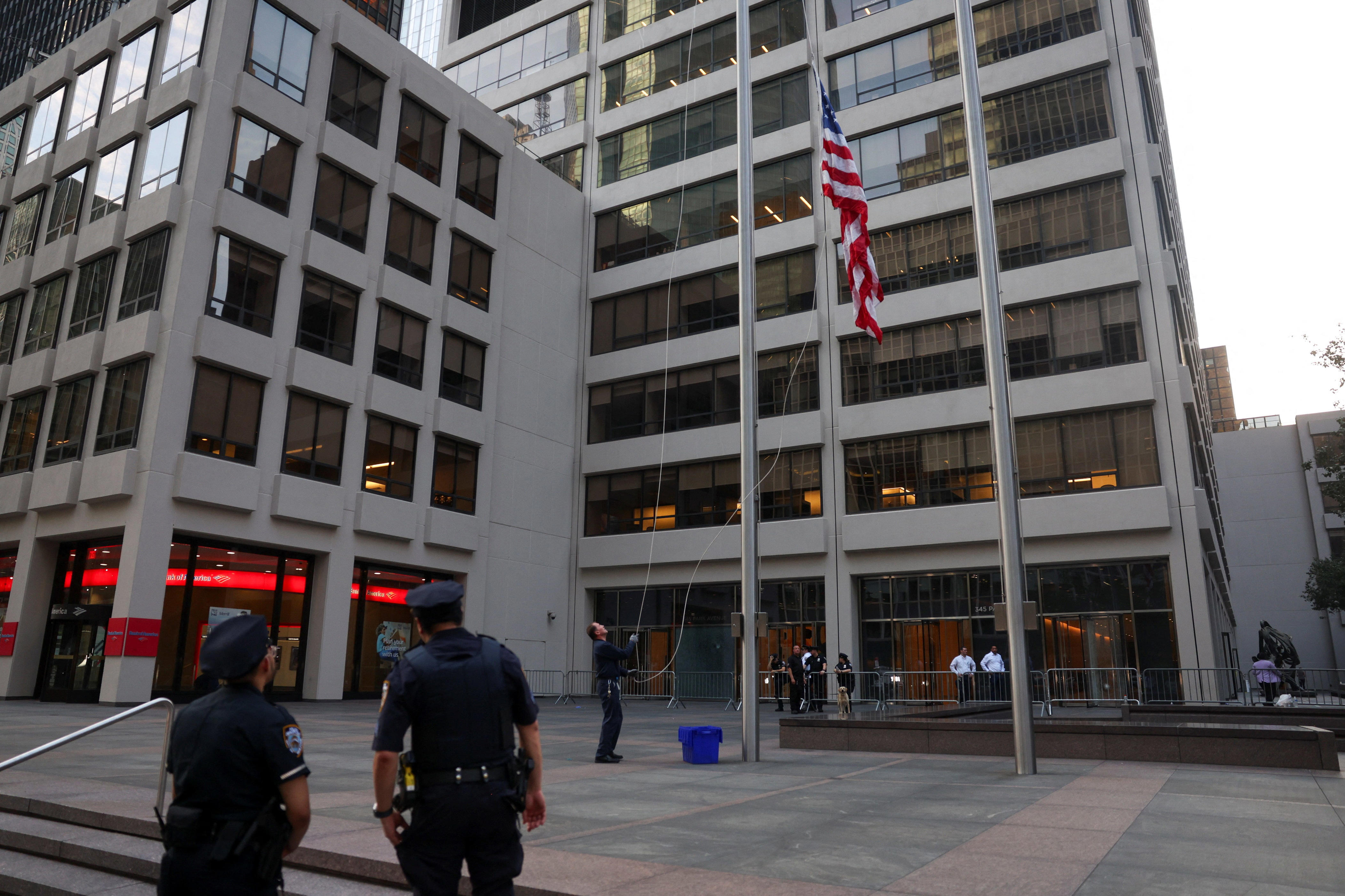 What we know about gunman who killed 4 in Manhattan, Shane Tamura of ...