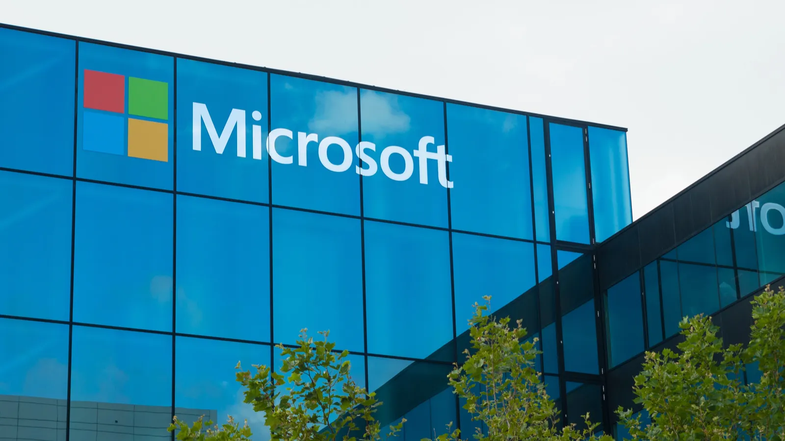 Microsoft may soon end remote work and call employees back to the office