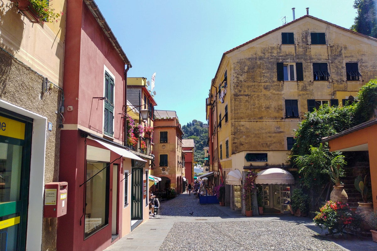 Anti-poverty charity hits back after homeless people banned from Italy ...
