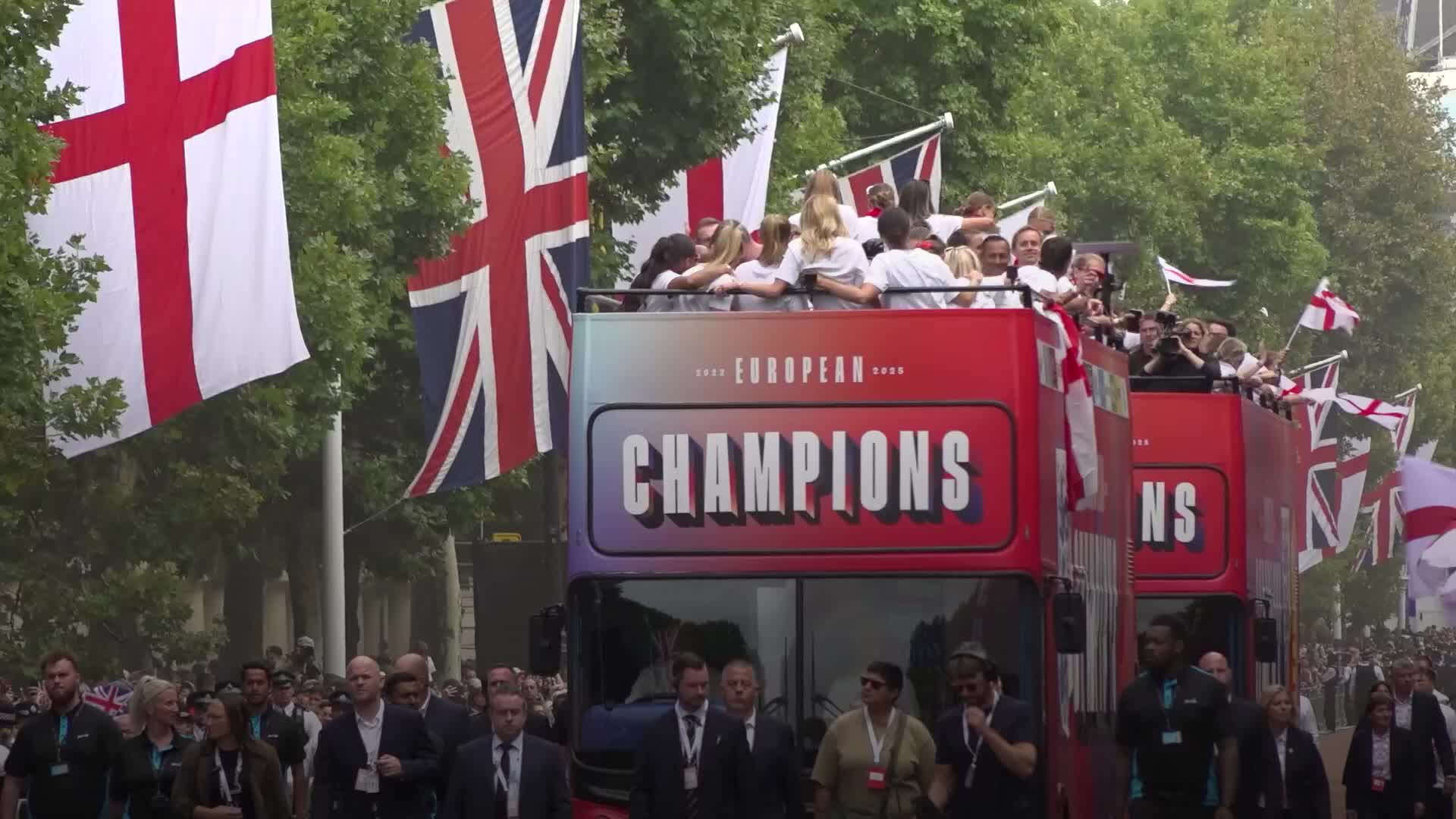 Lionesses lift Euros trophy in front of thousands at Buckingham Palace