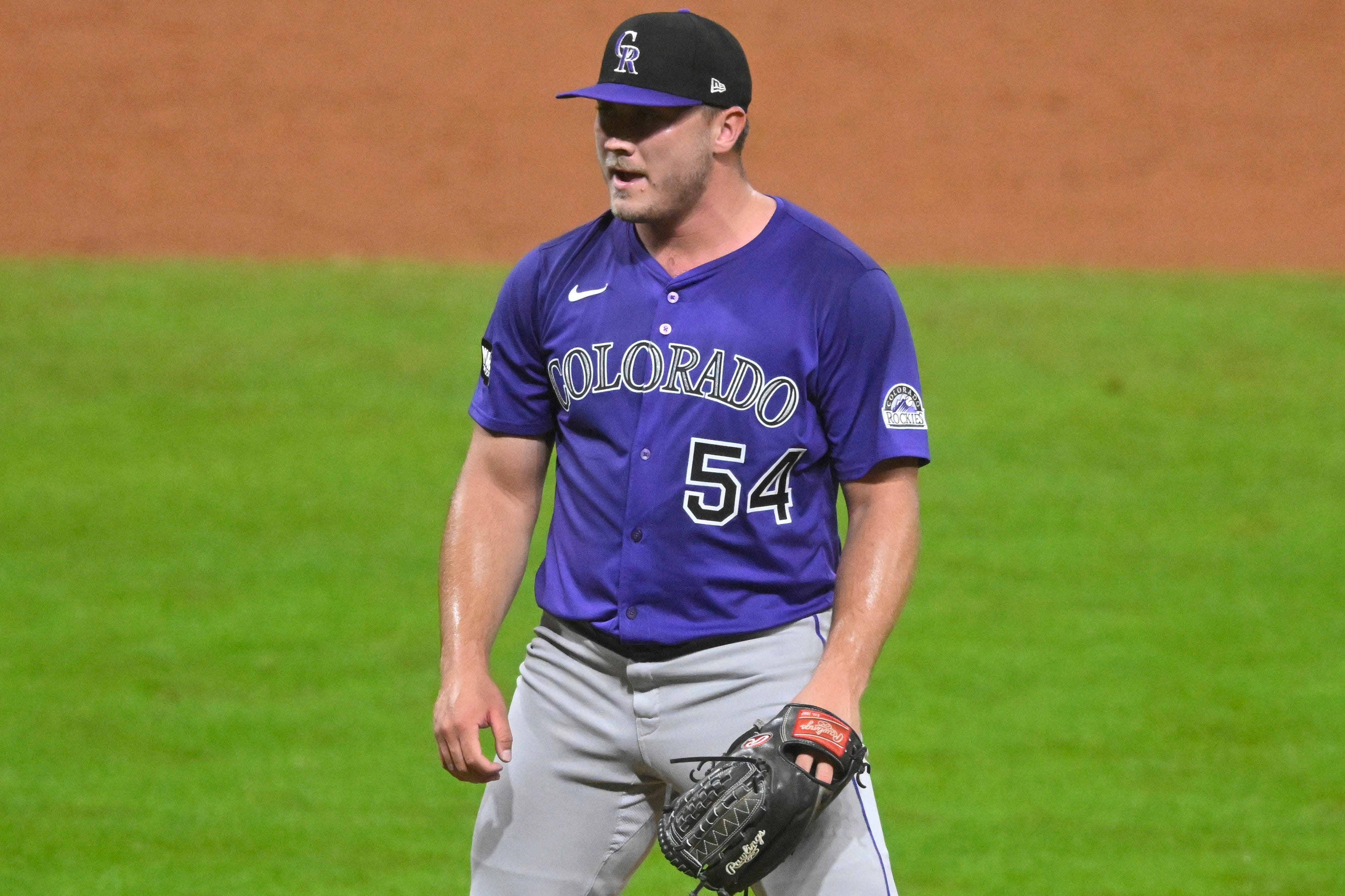 Seth Halvorsen earns 11th save for Rockies in 2025