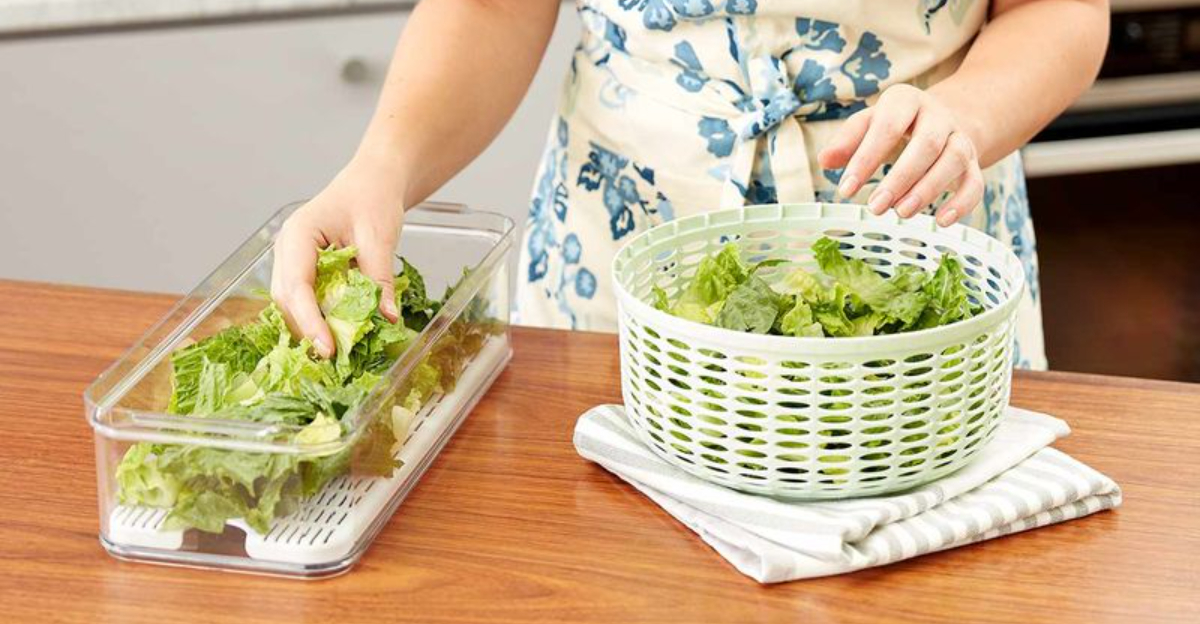 Simple Storage Hack To Keep Lettuce Fresh And Crisp For Up To 2 Weeks