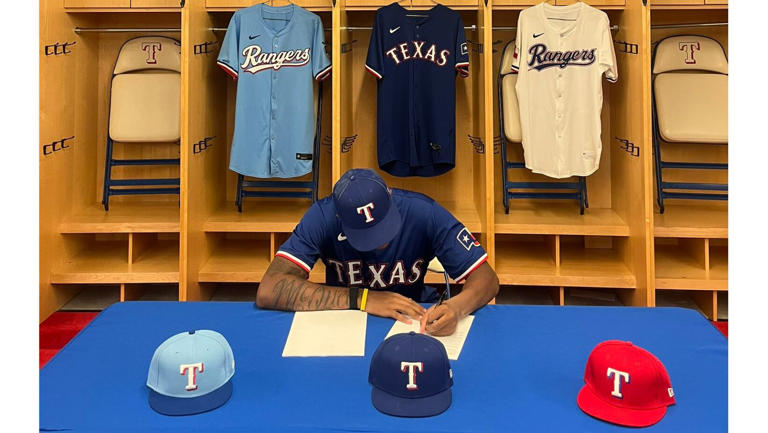 Former Brandon High School baseball player signs MLB contract