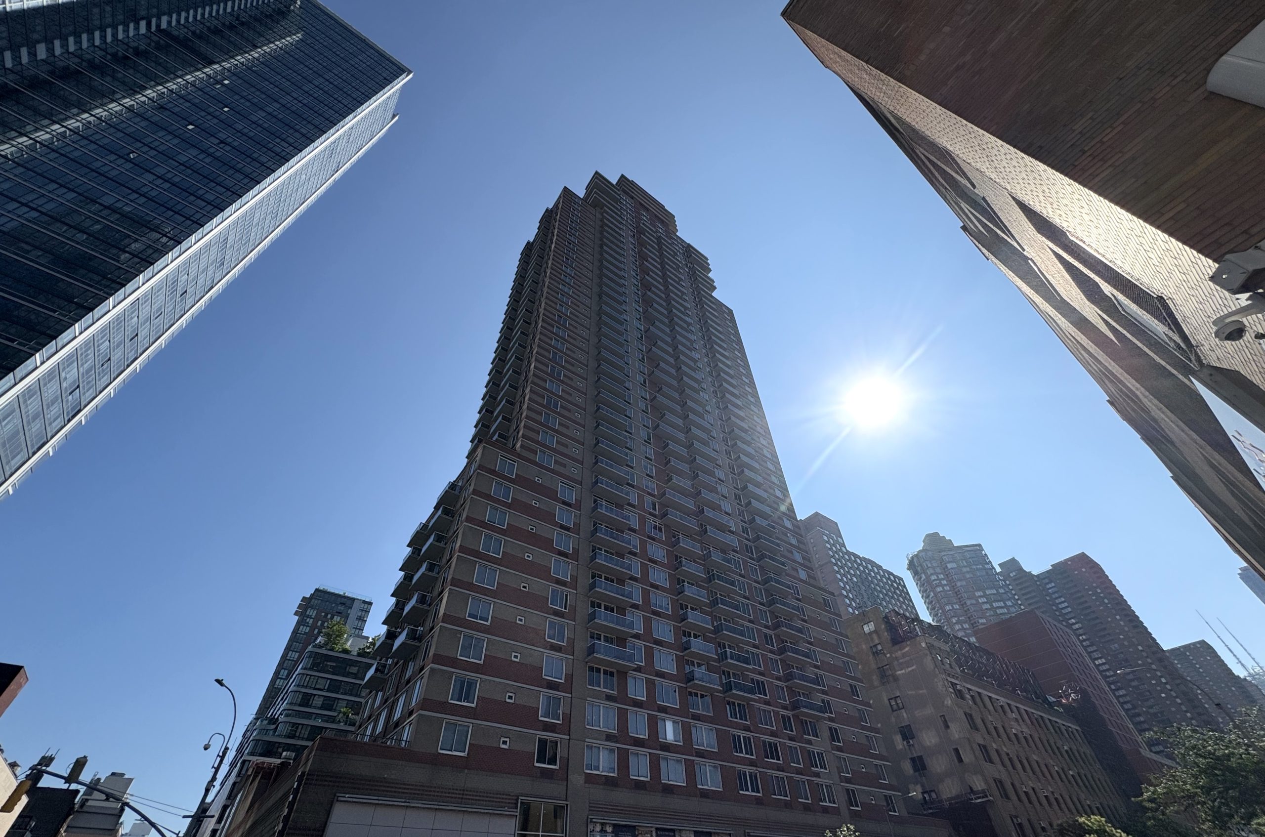 Riverbank, the High-Rise That Transformed the Far West Side, Sells for ...