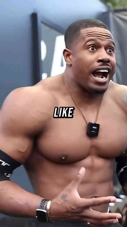 Simeon Panda Almost Got Injured Doing Leg Press