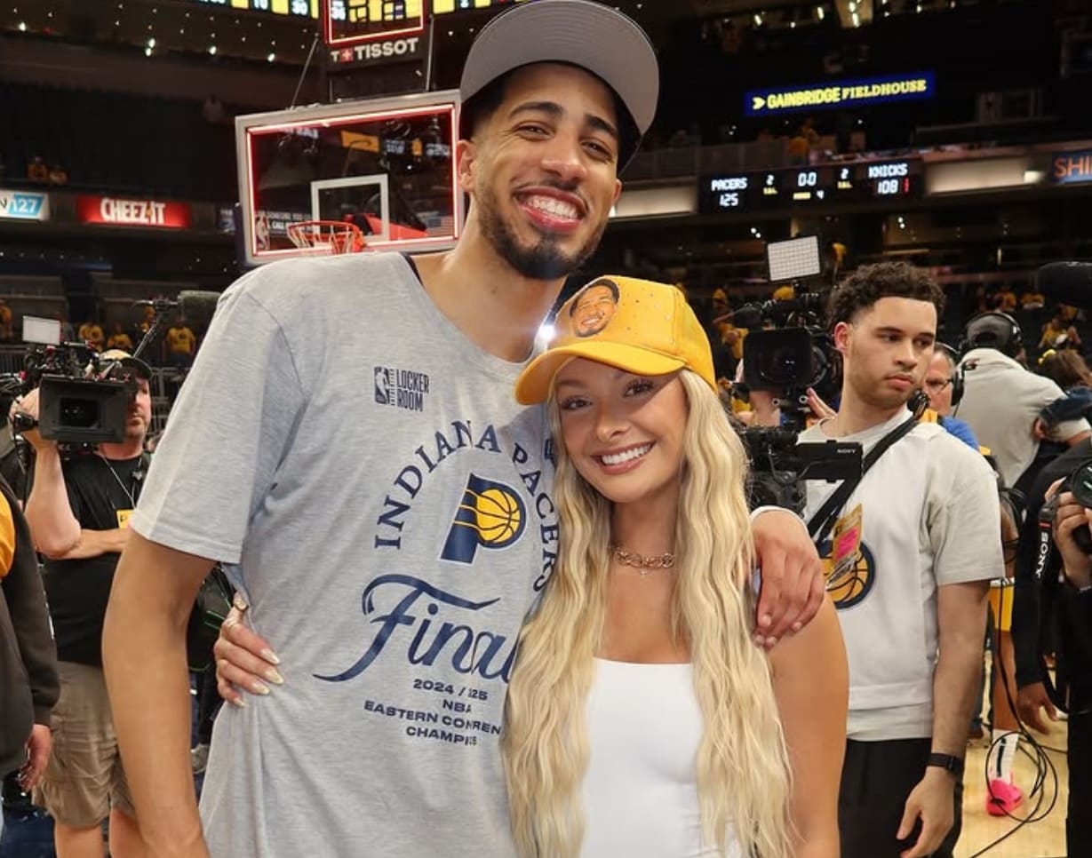 Tyrese Haliburton Proposes to Longtime Girlfriend Jade Jones at Iowa ...
