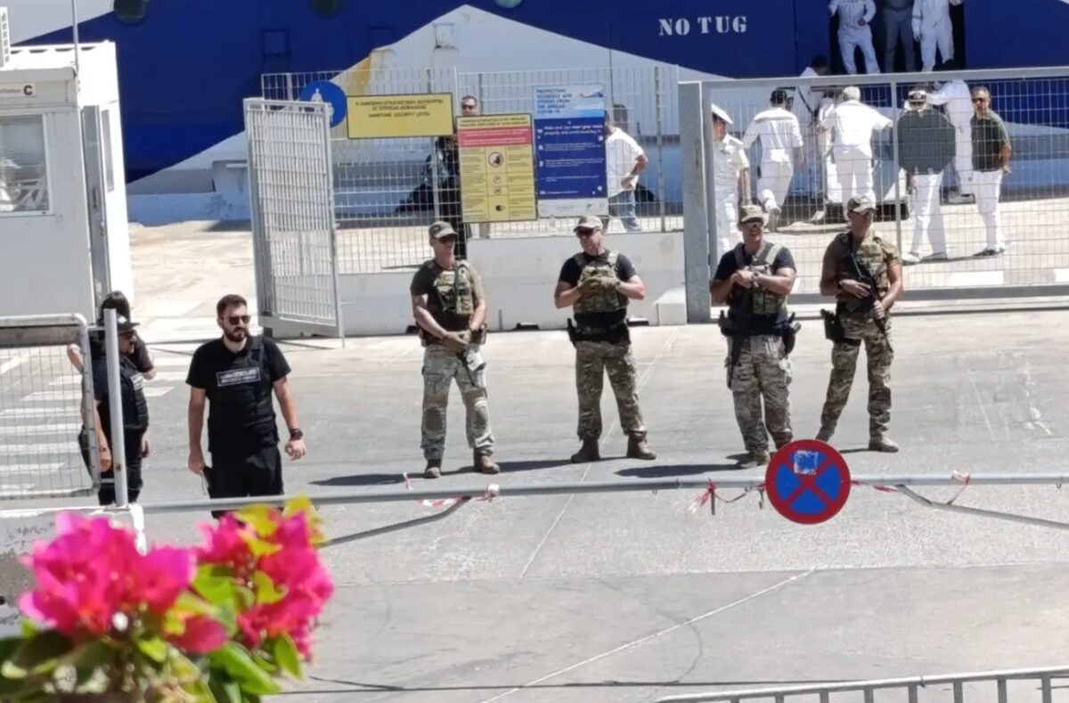 Καλά πήγε αυτό: Αστυνομικοί πήγαν να ρίξουν χημικά στους αλληλέγγυους ...