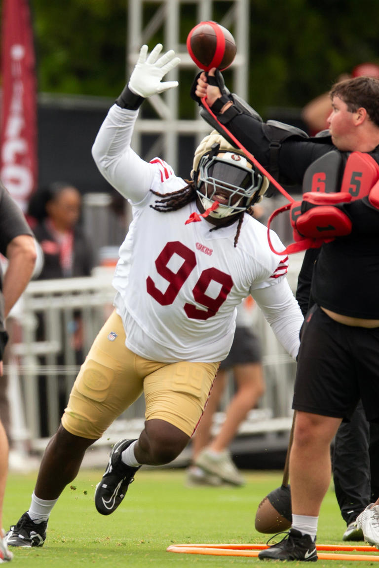 49ers NFL draft rewind: San Francisco bolsters DL with CJ West