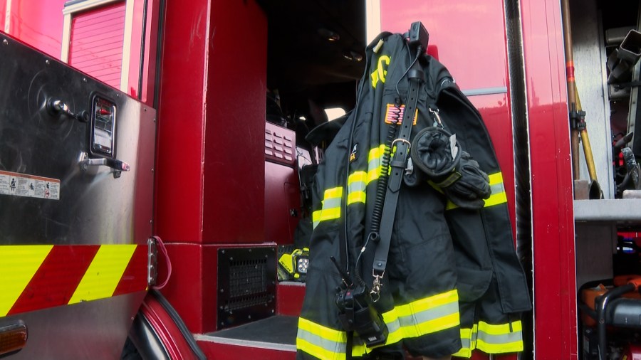 How are Kentucky firefighters staying cool in extreme heat?