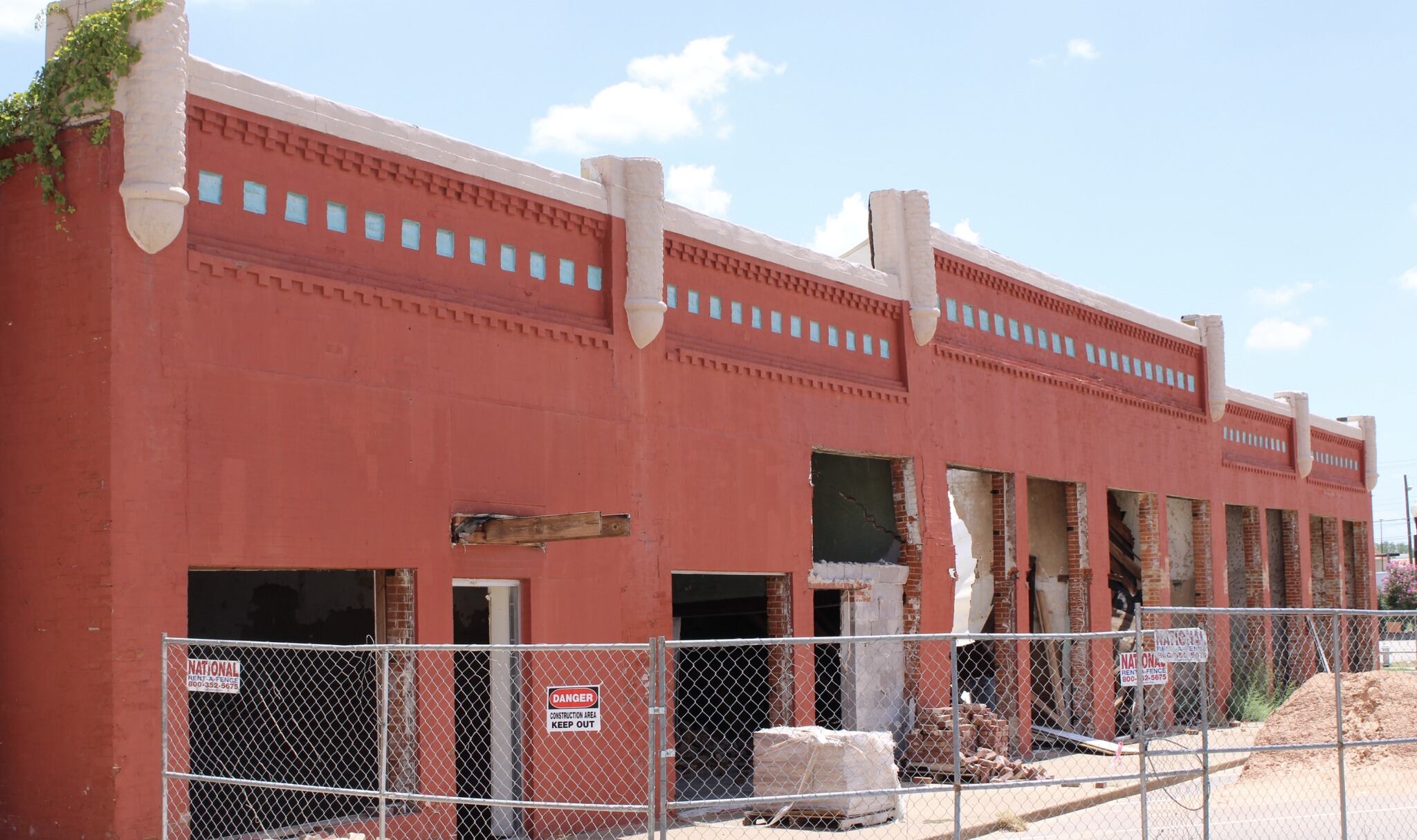Downtown Denison building to be demolished Wednesday
