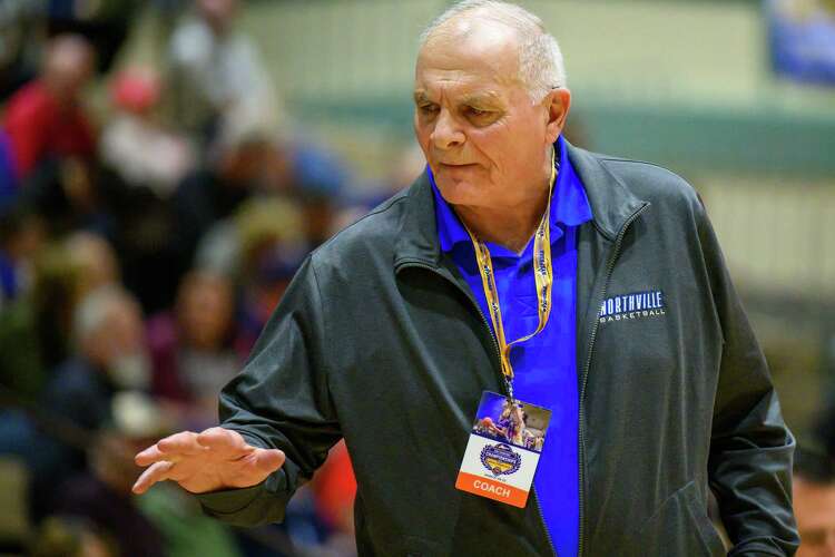 Hailey Monroe sues Northville school district, Jim Zullo over hair ...