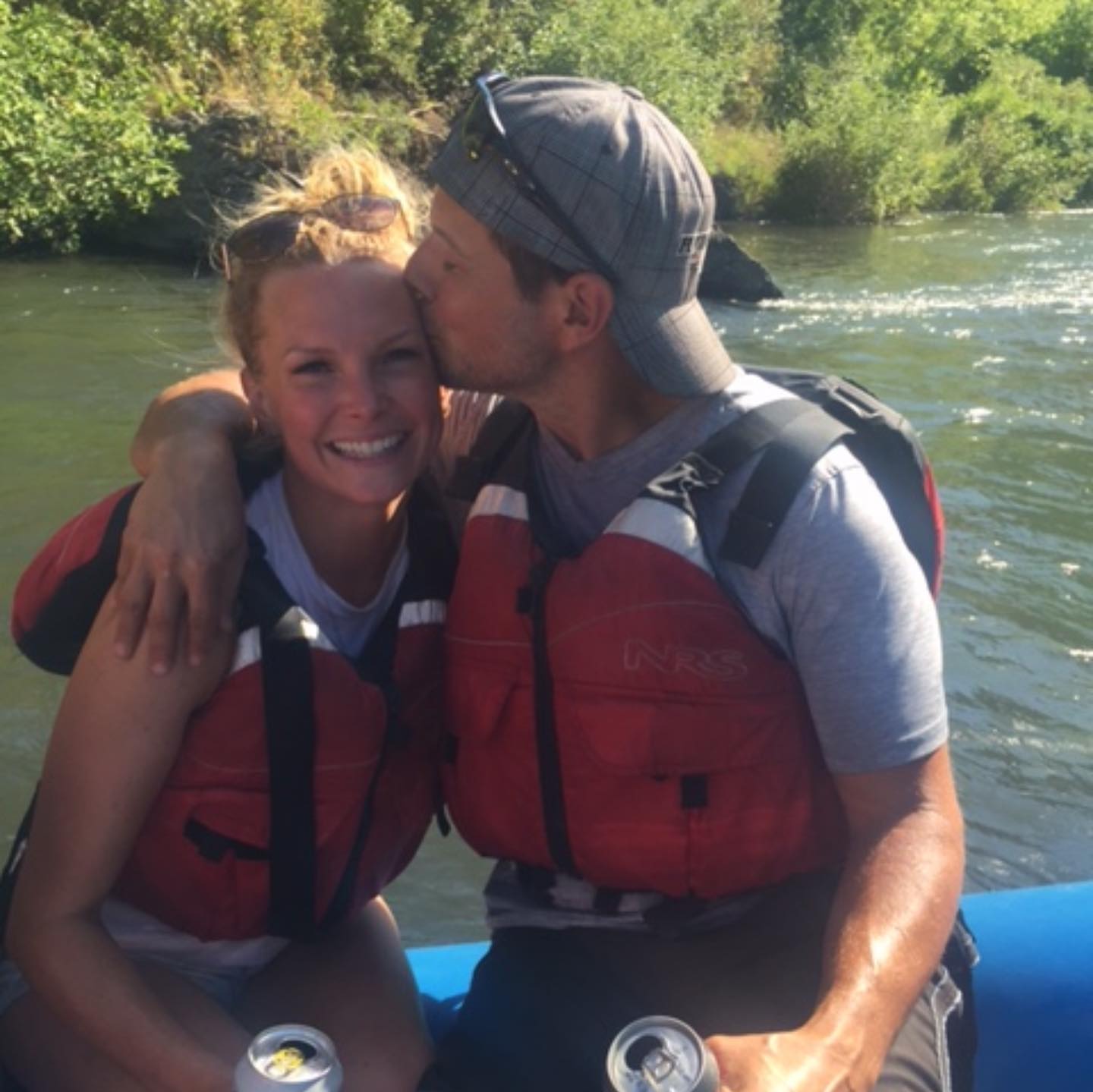 Scott Wolf’s estranged wife, Kelley, claims she has only $6 to her name ...