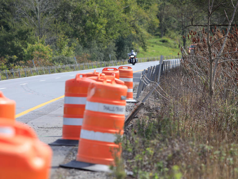 A bus carrying NY high school students fatally crashed on I-84. Here's ...