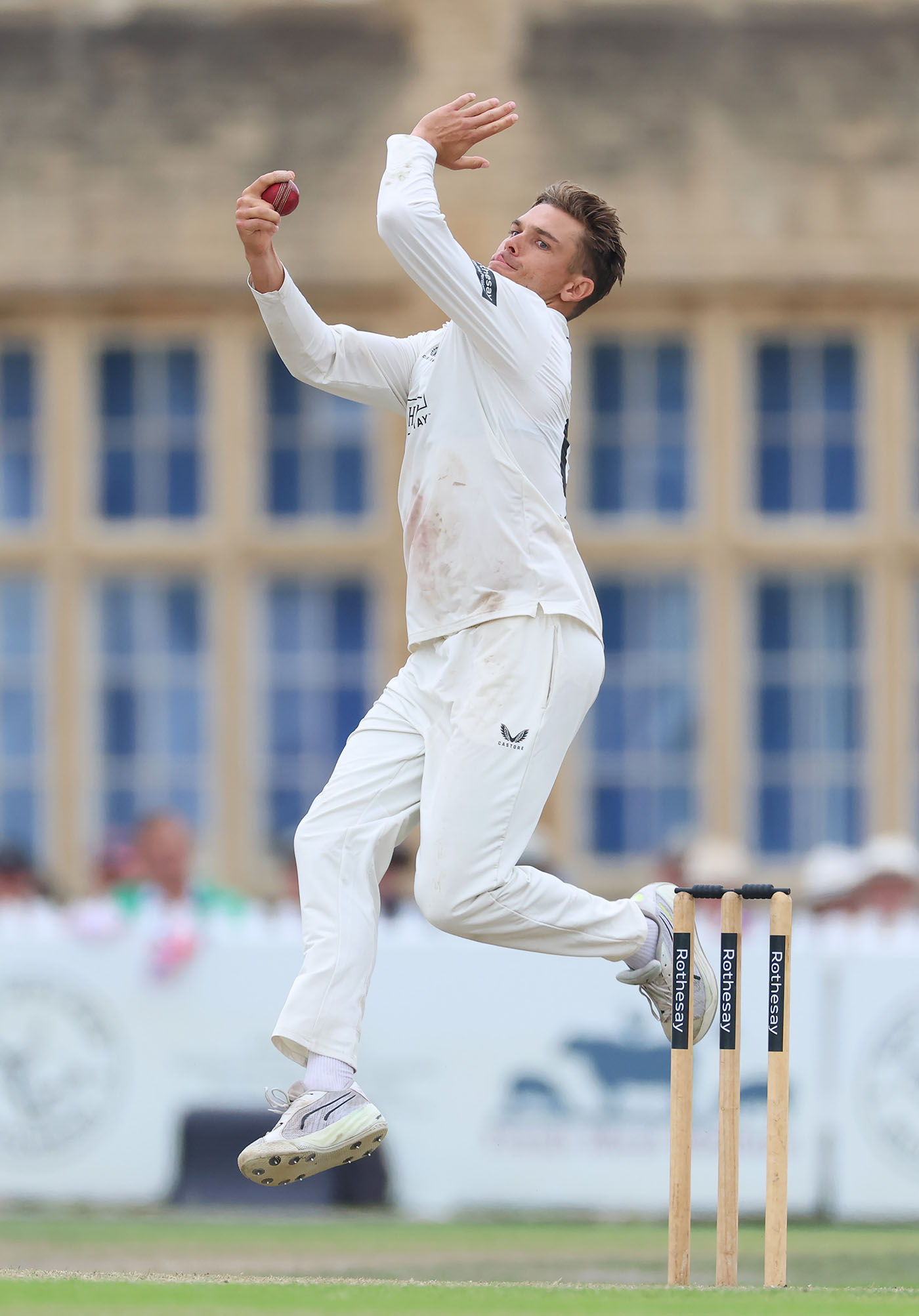 Chris Green six-for gives Lancashire edge