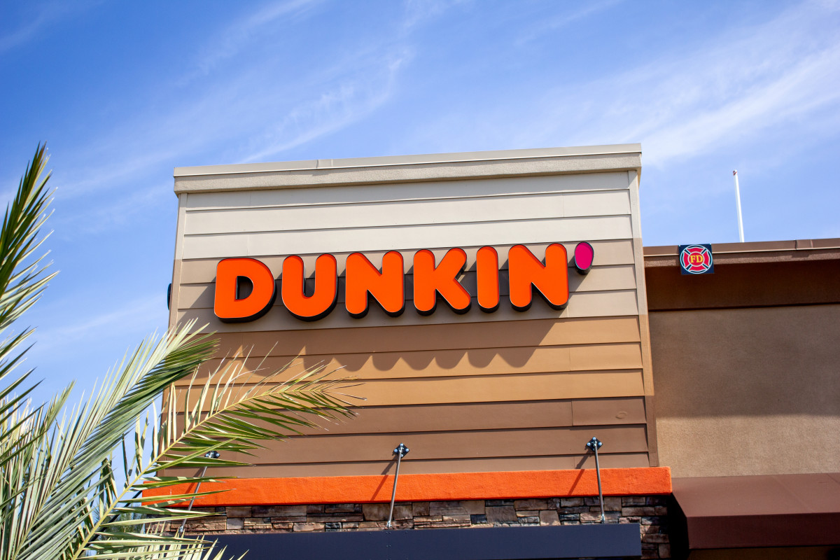 Is Dunkin’ Open on Thanksgiving? Here’s the 2025 Update