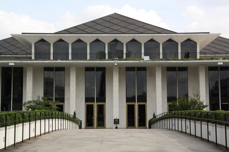 NC House passes bill to crack down on data centers, fast-track nuclear ...