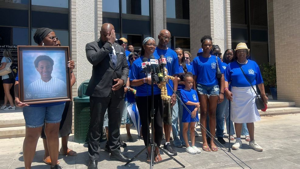 Family of 12-year-old brain eating amoeba victim holds press conference