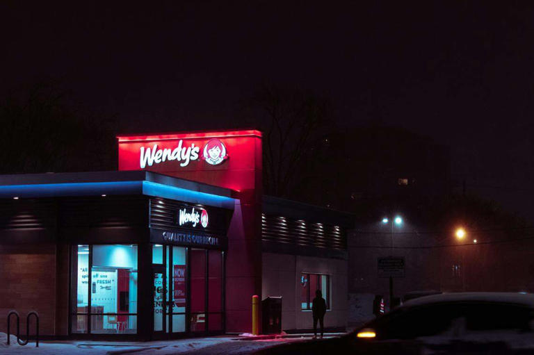 Wendy's employee shot dead by co-worker he had stabbed, Missouri cops say