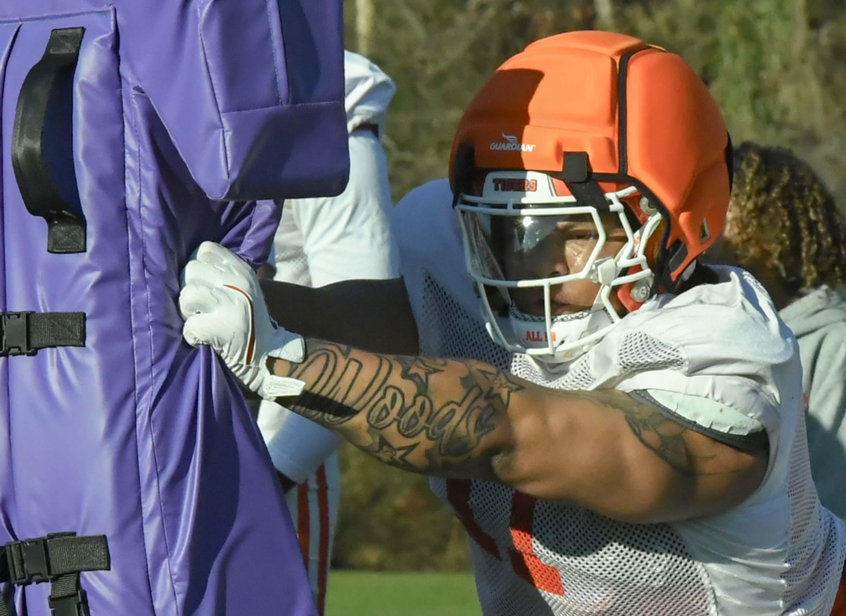 Clemson football starters named to 2025 Outland Trophy preseason watch list