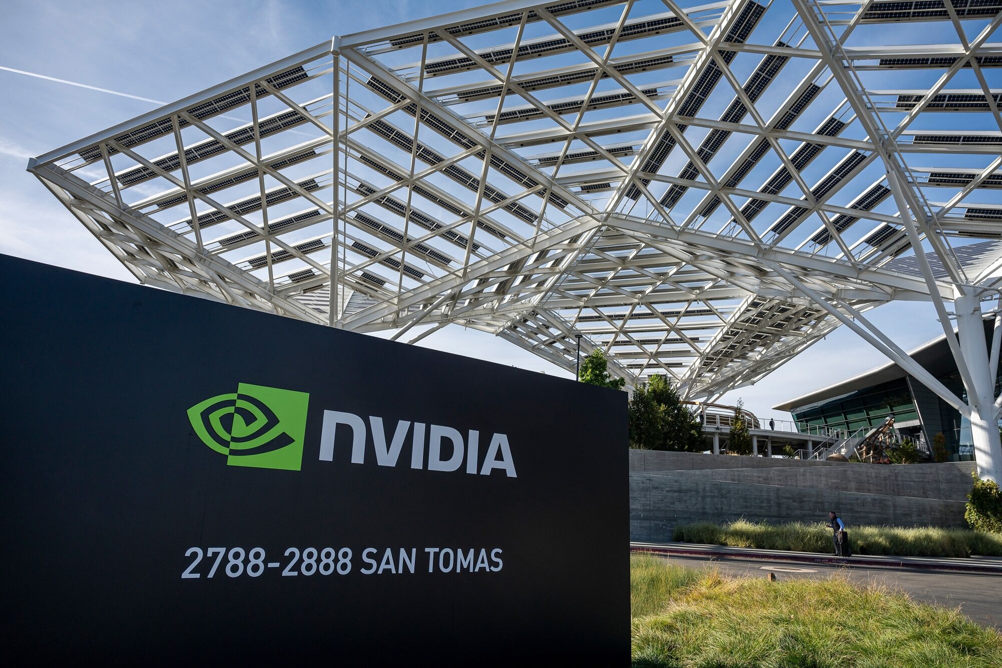Nvidia’s Billionaire Ranks Expand to Include CFO, Sales Chief