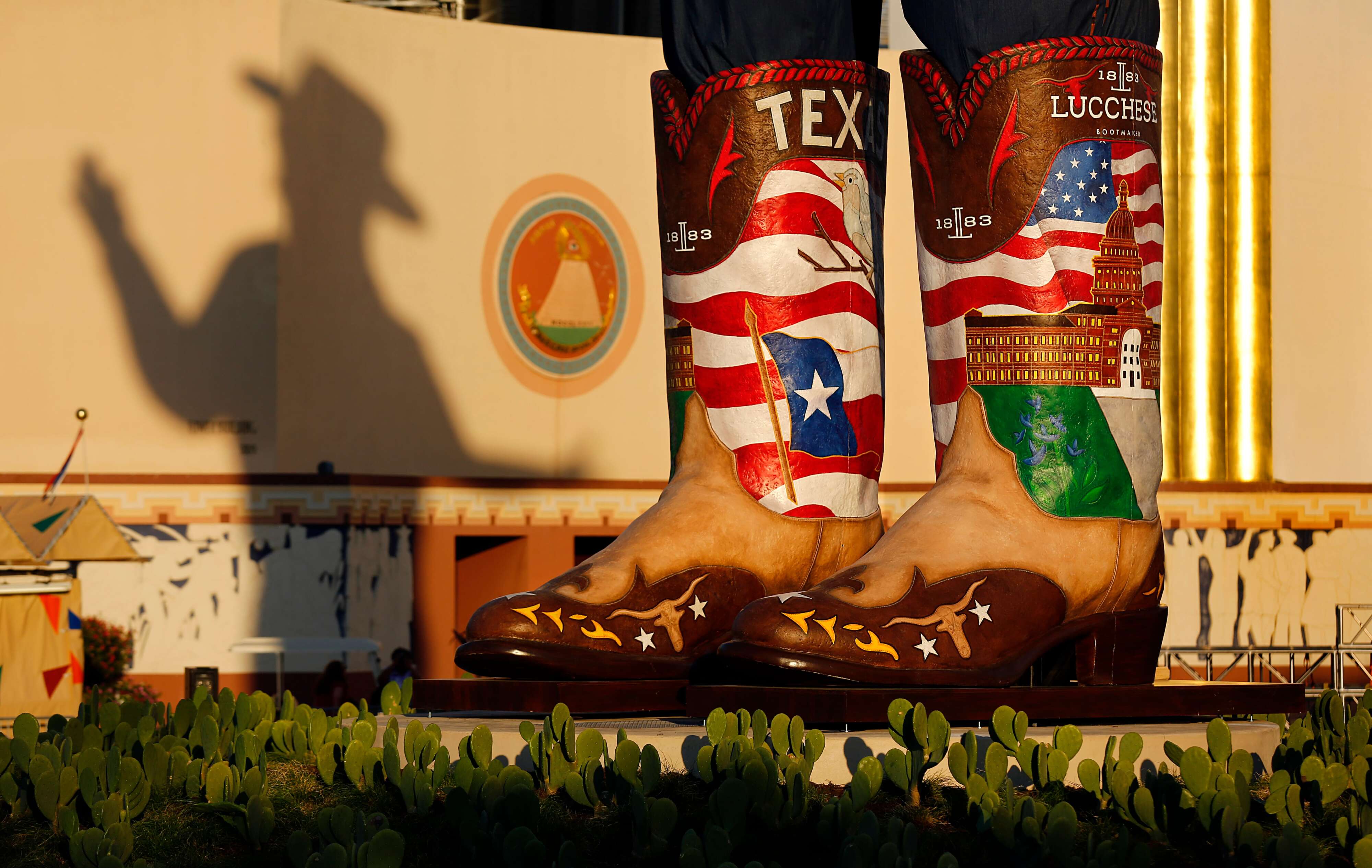 Big Tex’s boots headed to Smithsonian