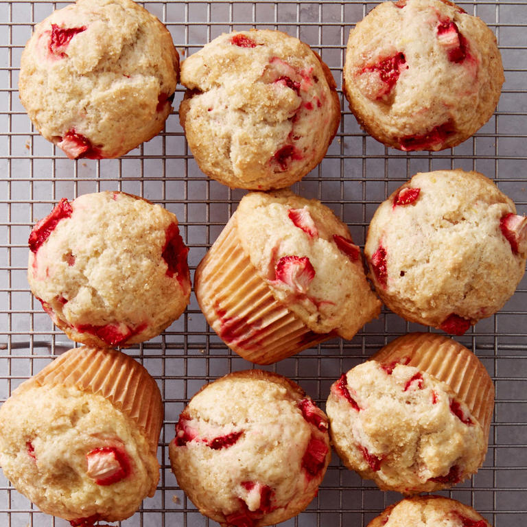 I Bake For A Living & These Are My 3 Easy Tips For Better Muffins