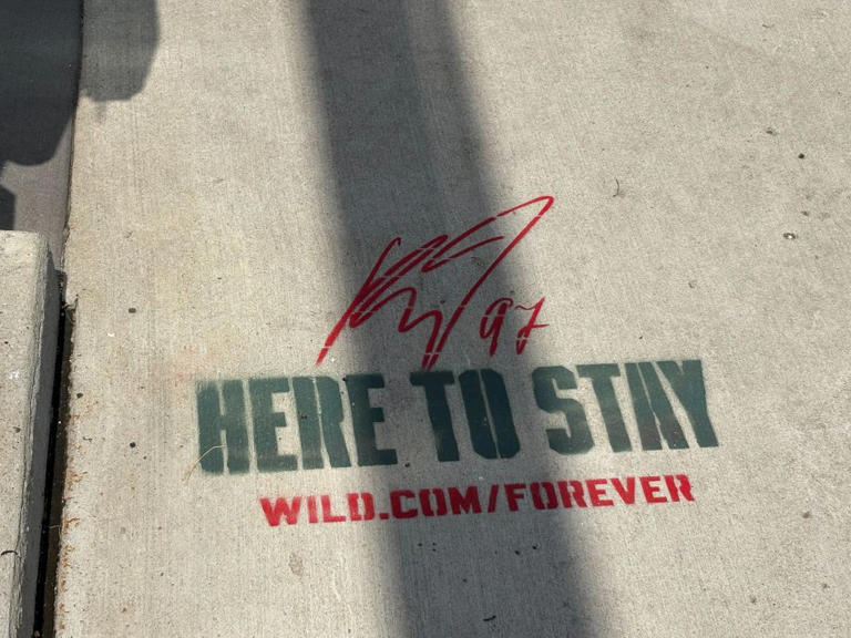 Latest Wild contract rumors: Kaprizov, Rossi — and a sidewalk conspiracy