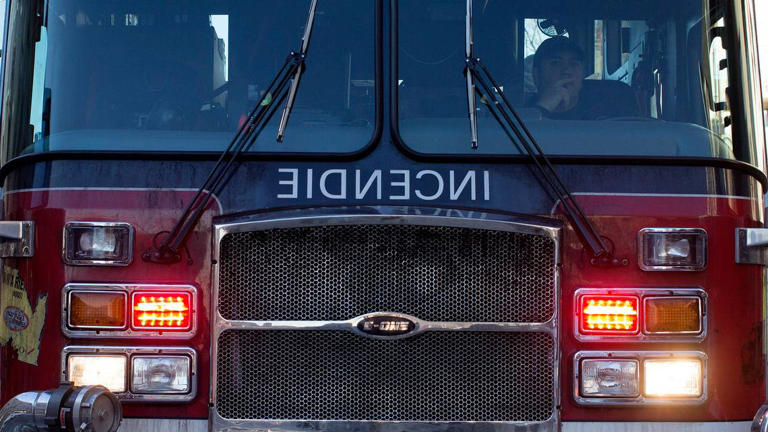 80 firefighters called to fire in Anjou industrial district