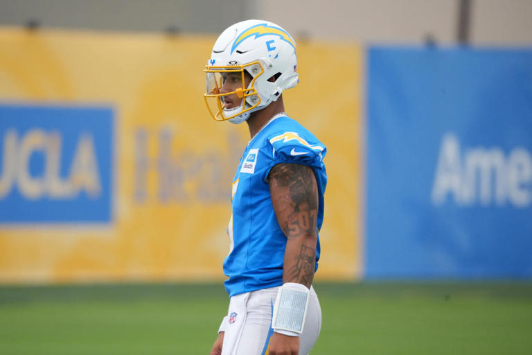Chargers to give former first round QB a chance to shine in the national spotlight after naming ...