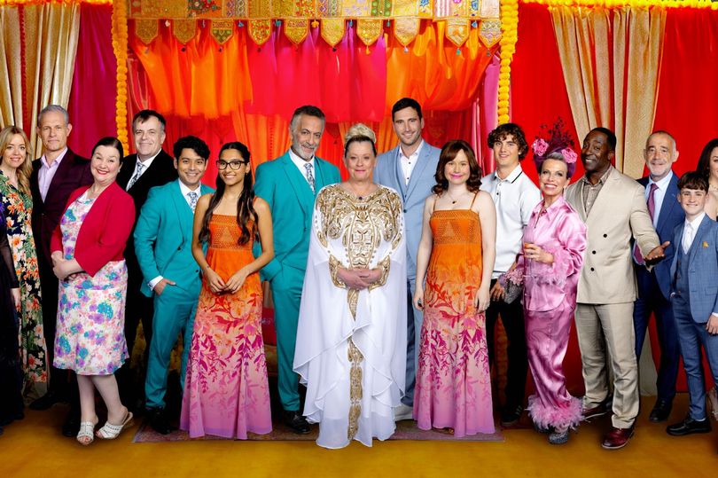 ITV Coronation Street shares first look at Dev and Bernie's wedding in ...