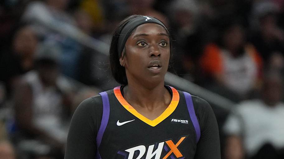WNBA Fan Ejected After Mocking Player for Losing Wig During Game