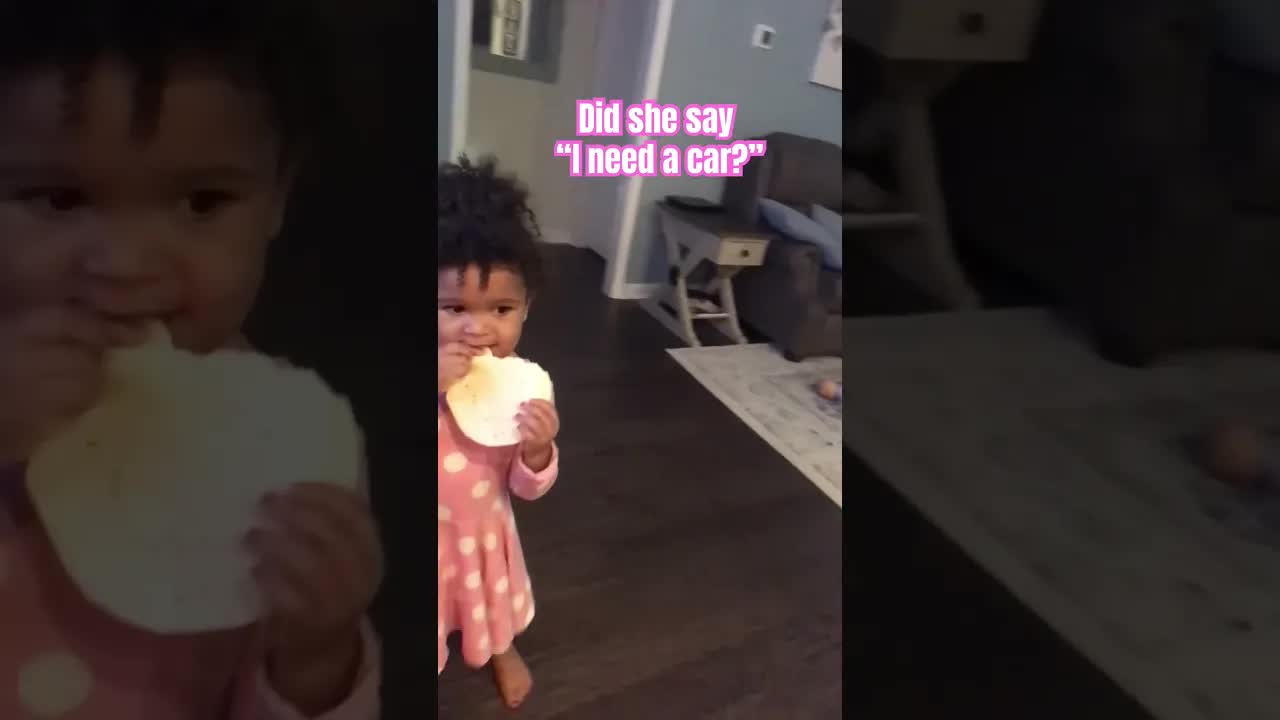 scarlett and tiania: little scarlett says 'okay mommy' so cutely