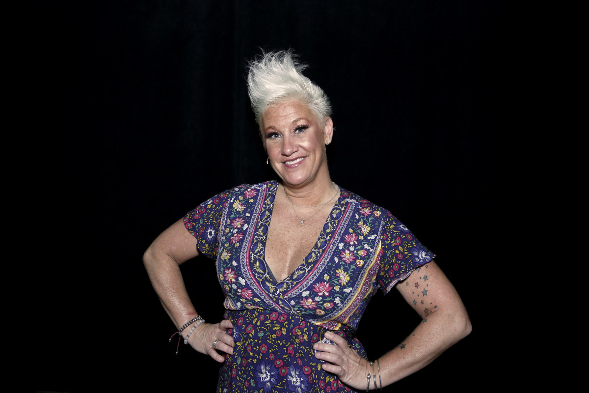 Food Network Pays Tribute to Anne Burrell on Final Season of 'Worst ...