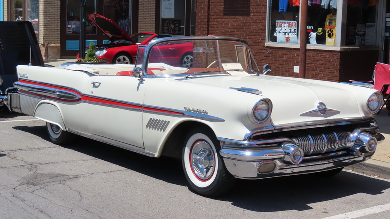 5 Of The Most Iconic Pontiac Convertibles Ever Made