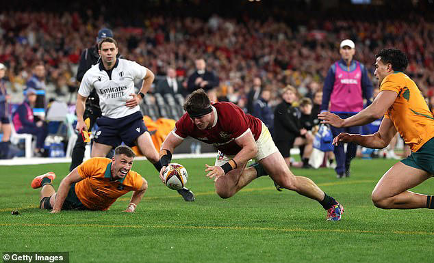 World Rugby chief Alan Gilpin gives his verdict on new rebel R360 ...