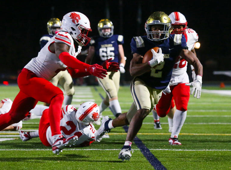 Delaware Stadium to host Salesianum-Smyrna regular season football game